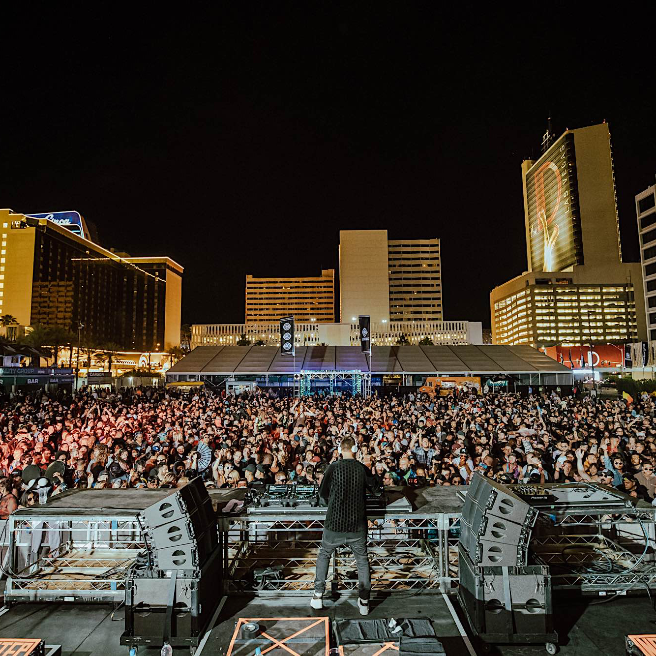 Maceo Plex, Michael Bibi, Testpilot at DLVEC · May 22, 2021
